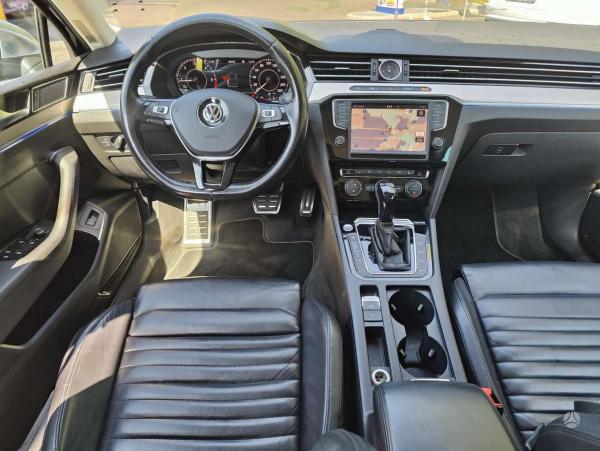 Melns Volkswagen Passat 2014 Kauņa, ar dzinēja tilpumu 1.97 L un nobraukumu 250 tūkst. km par 9700 €, foto 9 vietnē AUTOMOTO.COM.LV