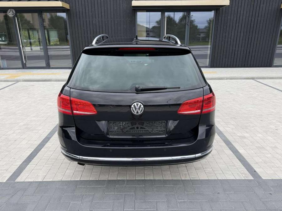 Melns Volkswagen Passat 2014 Šauļi, ar dzinēja tilpumu 1.60 L un nobraukumu 223 tūkst. km par 6999 €, foto 14 vietnē AUTOMOTO.COM.LV