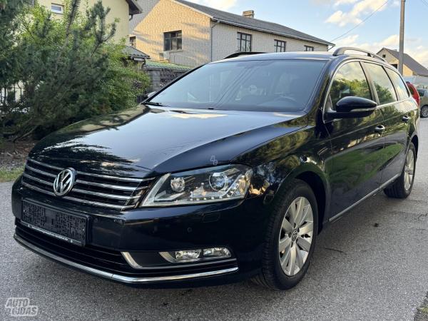 Black Volkswagen Passat 2014 in Marijampole, with an engine capacity of 2.00 L and mileage of 320 thousand km for 5500 €, photo 3 on AUTOMOTO.COM.LV