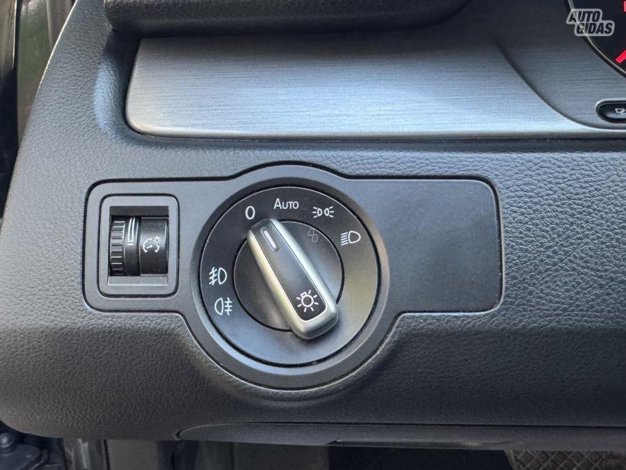 Black Volkswagen Passat 2014 in Marijampole, with an engine capacity of 2.00 L and mileage of 320 thousand km for 5500 €, photo 15 on AUTOMOTO.COM.LV