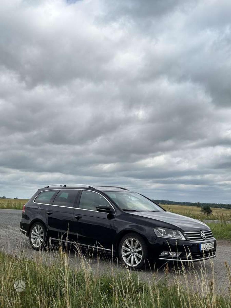 Black Volkswagen Passat 2014 in Jonava, with an engine capacity of 1.97 L and mileage of 355 thousand km for 5000 €, photo 5 on AUTOMOTO.COM.LV