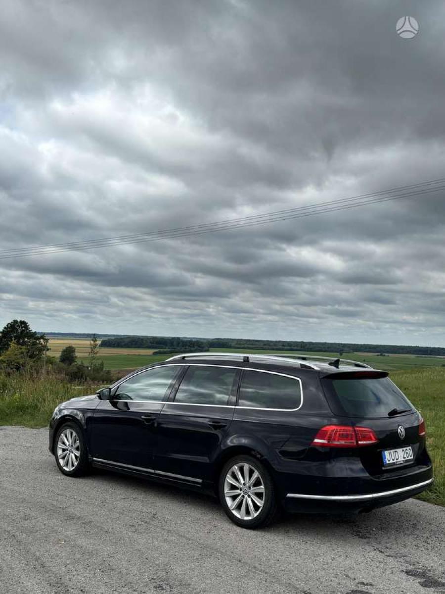Black Volkswagen Passat 2014 in Jonava, with an engine capacity of 1.97 L and mileage of 355 thousand km for 5000 €, photo 9 on AUTOMOTO.COM.LV