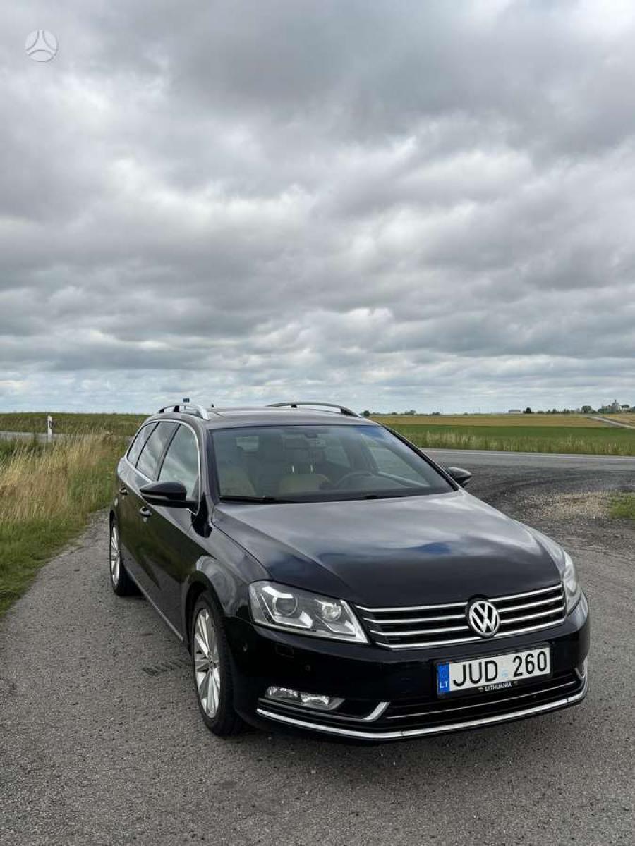 Black Volkswagen Passat 2014 in Jonava, with an engine capacity of 1.97 L and mileage of 355 thousand km for 5000 €, photo 10 on AUTOMOTO.COM.LV