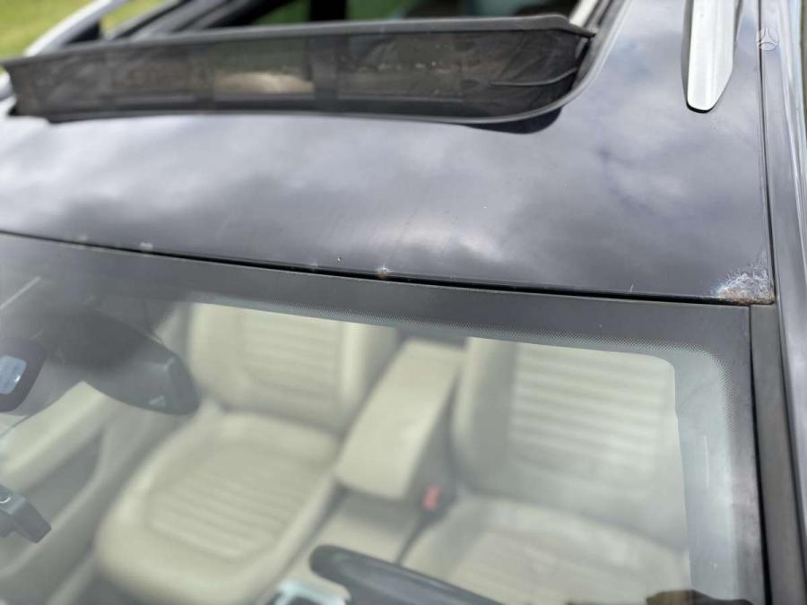 Black Volkswagen Passat 2014 in Jonava, with an engine capacity of 1.97 L and mileage of 355 thousand km for 5000 €, photo 30 on AUTOMOTO.COM.LV