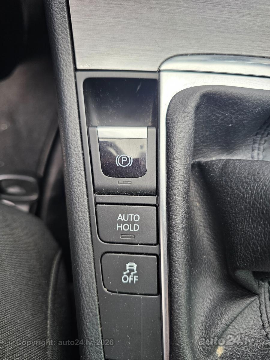Melns Volkswagen Passat 2014 Paide, ar dzinēja tilpumu 1.60 L un nobraukumu 295 tūkst. km par 6750 €, foto 16 vietnē AUTOMOTO.COM.LV