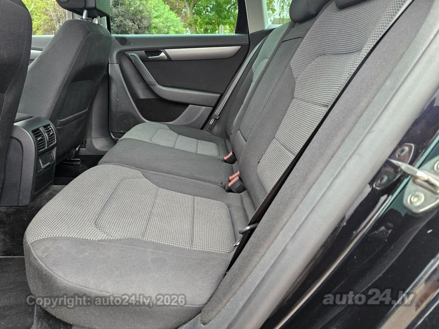 Melns Volkswagen Passat 2014 Paide, ar dzinēja tilpumu 1.60 L un nobraukumu 295 tūkst. km par 6750 €, foto 19 vietnē AUTOMOTO.COM.LV