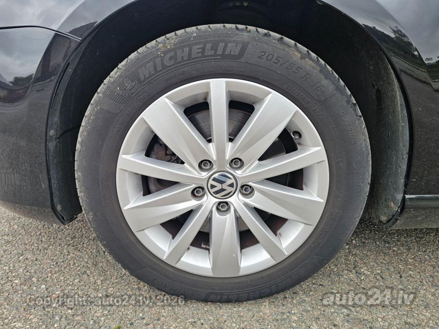 Melns Volkswagen Passat 2014 Paide, ar dzinēja tilpumu 1.60 L un nobraukumu 295 tūkst. km par 6750 €, foto 22 vietnē AUTOMOTO.COM.LV