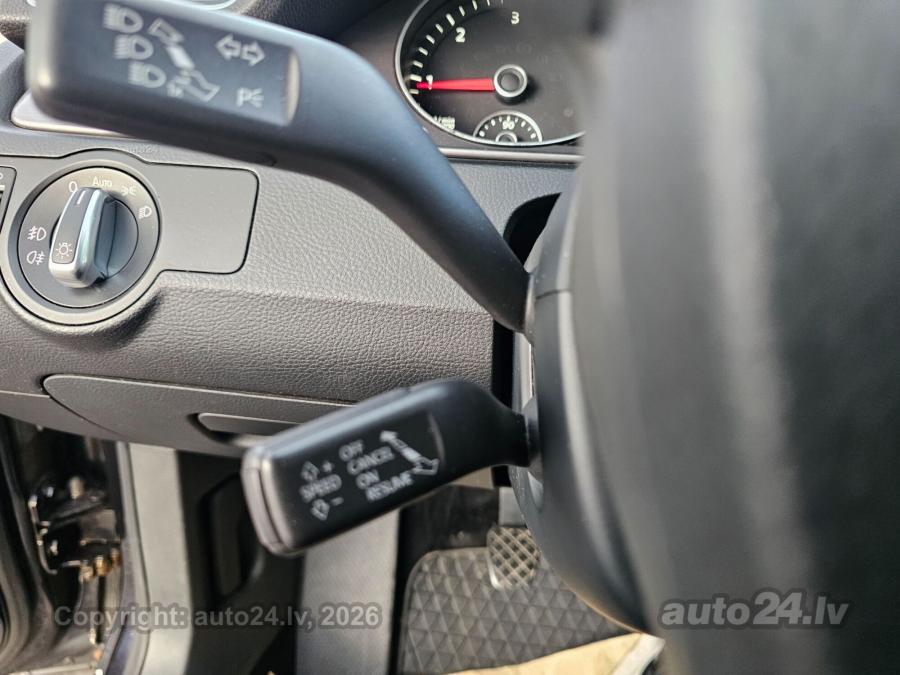 Melns Volkswagen Passat 2014 Paide, ar dzinēja tilpumu 2.00 L un nobraukumu 304 tūkst. km par 3550 €, foto 14 vietnē AUTOMOTO.COM.LV