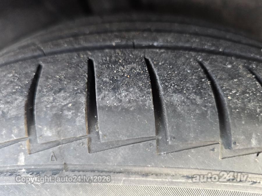 Melns Volkswagen Passat 2014 Paide, ar dzinēja tilpumu 2.00 L un nobraukumu 304 tūkst. km par 3550 €, foto 22 vietnē AUTOMOTO.COM.LV