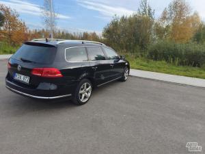 Black Volkswagen Passat 2014 in Klaipeda, with an engine capacity of 2.00 L and mileage of 249 thousand km for 6500 €, photo 6 on AUTOMOTO.COM.LV