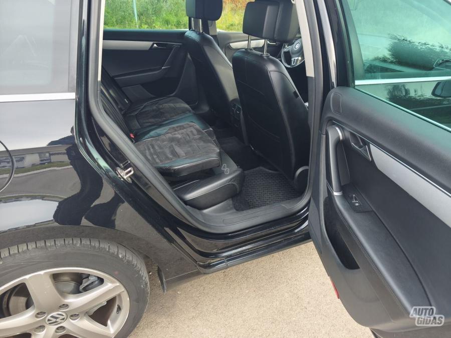 Black Volkswagen Passat 2014 in Klaipeda, with an engine capacity of 2.00 L and mileage of 249 thousand km for 6500 €, photo 8 on AUTOMOTO.COM.LV