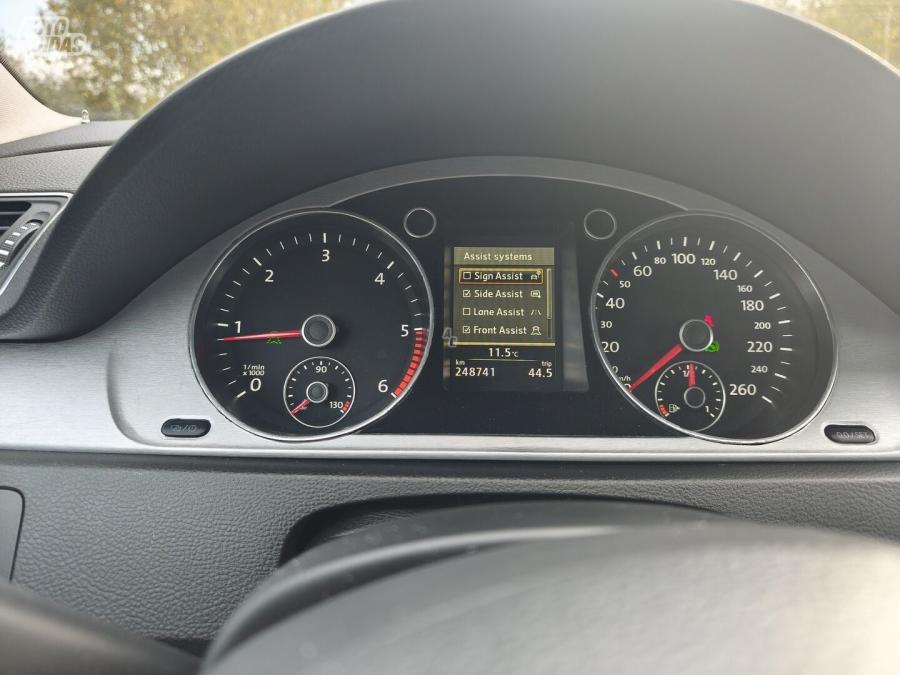 Black Volkswagen Passat 2014 in Klaipeda, with an engine capacity of 2.00 L and mileage of 249 thousand km for 6500 €, photo 11 on AUTOMOTO.COM.LV