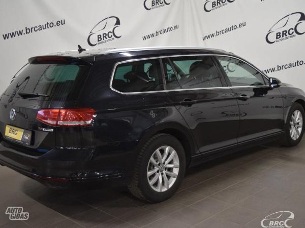Black Volkswagen Passat 2015 in Riga, with an engine capacity of 1.60 L and mileage of 291 thousand km for 6900 €, photo 2 on AUTOMOTO.COM.LV