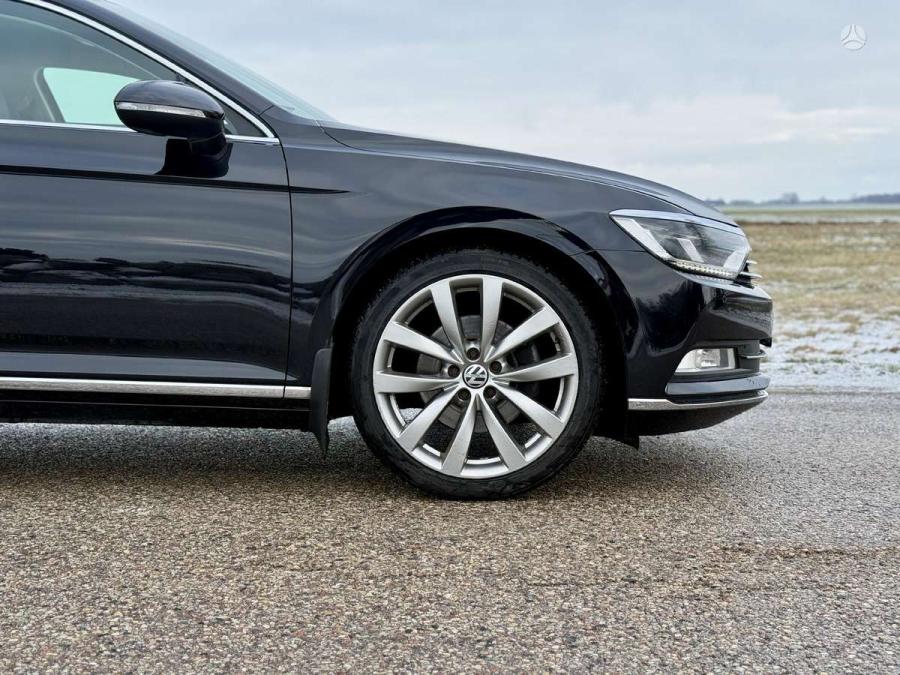 Melns Volkswagen Passat 2015 Vilkaviškis, ar dzinēja tilpumu 1.97 L un nobraukumu 284 tūkst. km par 10200 €, foto 8 vietnē AUTOMOTO.COM.LV
