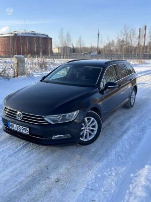 Black Volkswagen Passat 2015 in Kaunas, with an engine capacity of 2.00 L and mileage of 275 thousand km for 8350 €, photo  on AUTOMOTO.COM.LV