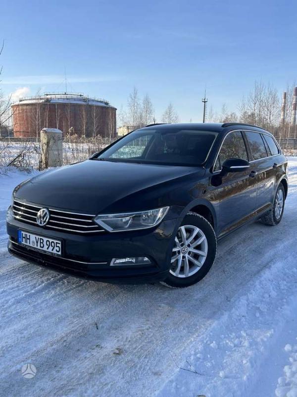 Black Volkswagen Passat 2015 in Kaunas, with an engine capacity of 2.00 L and mileage of 275 thousand km for 8350 €, photo 2 on AUTOMOTO.COM.LV