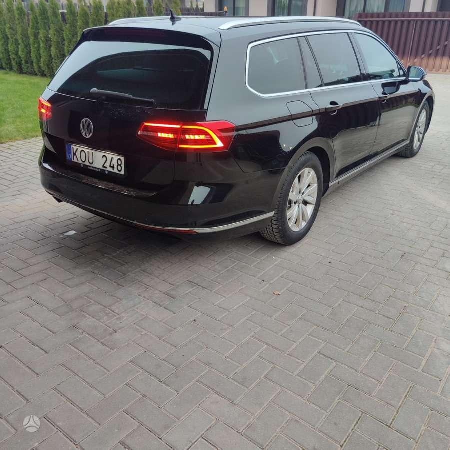 Black Volkswagen Passat 2015 in Vilnius, with an engine capacity of 2.00 L and mileage of 277 thousand km for 11200 €, photo 4 on AUTOMOTO.COM.LV