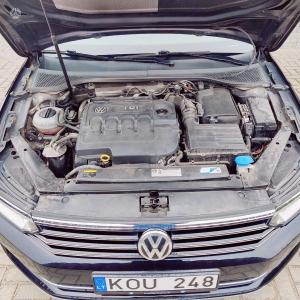 Black Volkswagen Passat 2015 in Vilnius, with an engine capacity of 2.00 L and mileage of 277 thousand km for 11200 €, photo 15 on AUTOMOTO.COM.LV