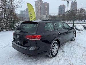 Melns Volkswagen Passat 2015 Viļņa, ar dzinēja tilpumu 1.60 L un nobraukumu 330 tūkst. km par 7900 €, foto 2 vietnē AUTOMOTO.COM.LV