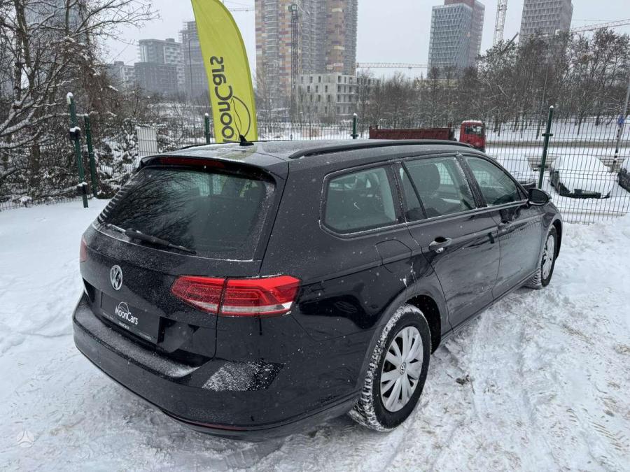 Melns Volkswagen Passat 2015 Viļņa, ar dzinēja tilpumu 1.60 L un nobraukumu 330 tūkst. km par 7900 €, foto 4 vietnē AUTOMOTO.COM.LV