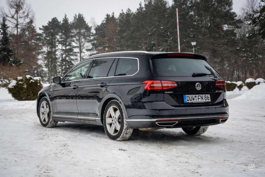 Melns Volkswagen Passat 2015 Elektrėnai, ar dzinēja tilpumu 1.97 L un nobraukumu 255 tūkst. km par 11350 €, foto 7 vietnē AUTOMOTO.COM.LV