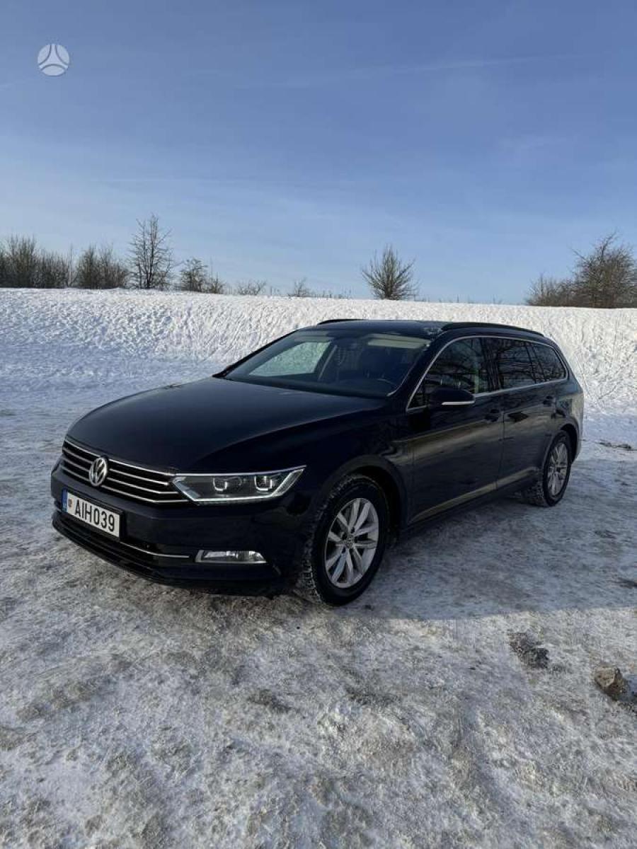Black Volkswagen Passat 2015 in Kaunas, with an engine capacity of 2.00 L and mileage of 243 thousand km for 9990 €, photo 6 on AUTOMOTO.COM.LV