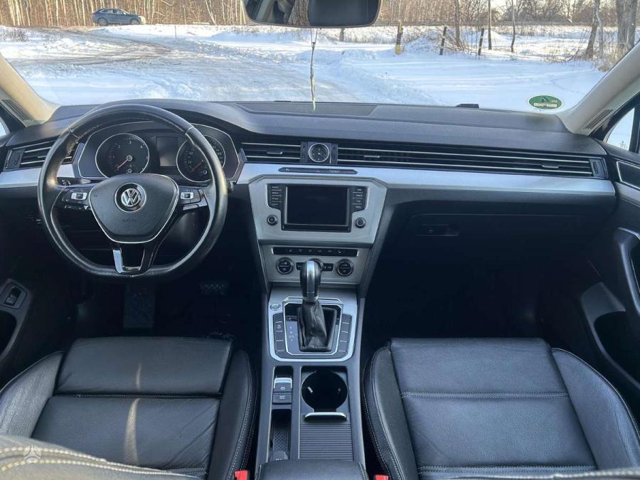 Melns Volkswagen Passat 2015 Kauņa, ar dzinēja tilpumu 2.00 L un nobraukumu 280 tūkst. km par 7850 €, foto 10 vietnē AUTOMOTO.COM.LV