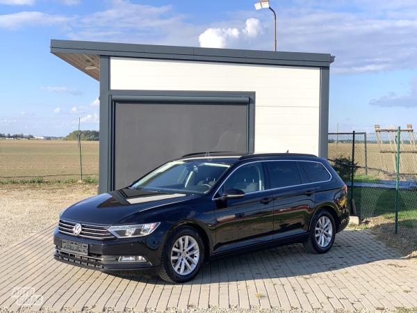 Black Volkswagen Passat 2015 in Kaunas, with an engine capacity of 2.00 L and mileage of 301 thousand km for 8199 €, photo 3 on AUTOMOTO.COM.LV