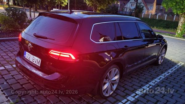Black Volkswagen Passat 2015 in Viljandi, with an engine capacity of 2.00 L and mileage of 0 thousand km for 10500 €, photo 11 on AUTOMOTO.COM.LV