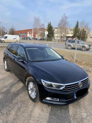 Black Volkswagen Passat 2015 in Vilnius, with an engine capacity of 1.97 L and mileage of 290 thousand km for 8600 €, photo  on AUTOMOTO.COM.LV