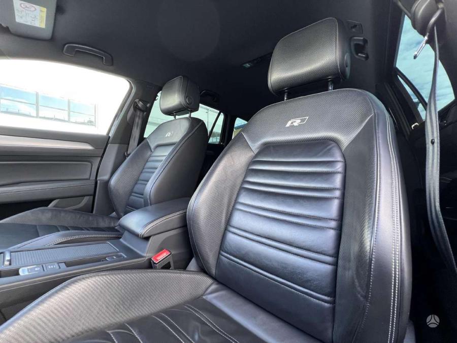 Black Volkswagen Passat 2015 in Kaunas, with an engine capacity of 1.97 L and mileage of 196 thousand km for 13500 €, photo 29 on AUTOMOTO.COM.LV