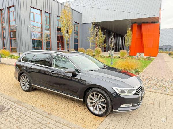 Black Volkswagen Passat 2015 in Riga, with an engine capacity of 1.97 L and mileage of 262 thousand km for 9500 €, photo 2 on AUTOMOTO.COM.LV