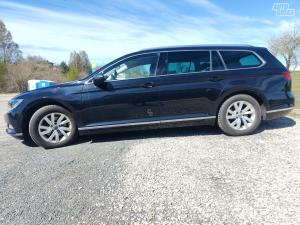 Black Volkswagen Passat 2015 in Vilnius, with an engine capacity of 2.00 L and mileage of 278 thousand km for 9800 €, photo 5 on AUTOMOTO.COM.LV