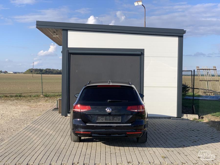 Black Volkswagen Passat 2015 in Kaunas, with an engine capacity of 2.00 L and mileage of 301 thousand km for 8199 €, photo 8 on AUTOMOTO.COM.LV