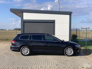 Black Volkswagen Passat 2015 in Kaunas, with an engine capacity of 2.00 L and mileage of 301 thousand km for 8199 €, photo 9 on AUTOMOTO.COM.LV