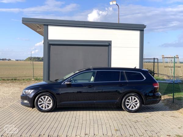 Black Volkswagen Passat 2015 in Kaunas, with an engine capacity of 2.00 L and mileage of 301 thousand km for 8199 €, photo 9 on AUTOMOTO.COM.LV
