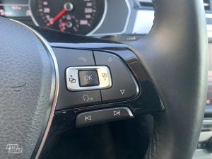 Black Volkswagen Passat 2015 in Kaunas, with an engine capacity of 2.00 L and mileage of 301 thousand km for 8199 €, photo 23 on AUTOMOTO.COM.LV