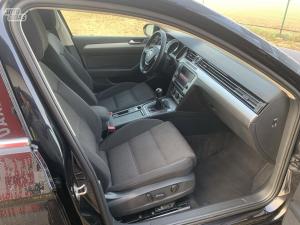 Black Volkswagen Passat 2015 in Kaunas, with an engine capacity of 2.00 L and mileage of 301 thousand km for 8199 €, photo 32 on AUTOMOTO.COM.LV
