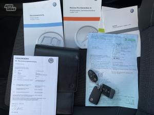 Black Volkswagen Passat 2015 in Kaunas, with an engine capacity of 2.00 L and mileage of 301 thousand km for 8199 €, photo 36 on AUTOMOTO.COM.LV