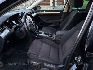 Black Volkswagen Passat 2015 in Tartu, with an engine capacity of 1.60 L and mileage of 294 thousand km for 8500 €, photo 10 on AUTOMOTO.COM.LV