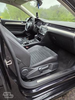 Melns Volkswagen Passat 2015 Viļņa, ar dzinēja tilpumu 1.60 L un nobraukumu 260 tūkst. km par 9800 €, foto 10 vietnē AUTOMOTO.COM.LV