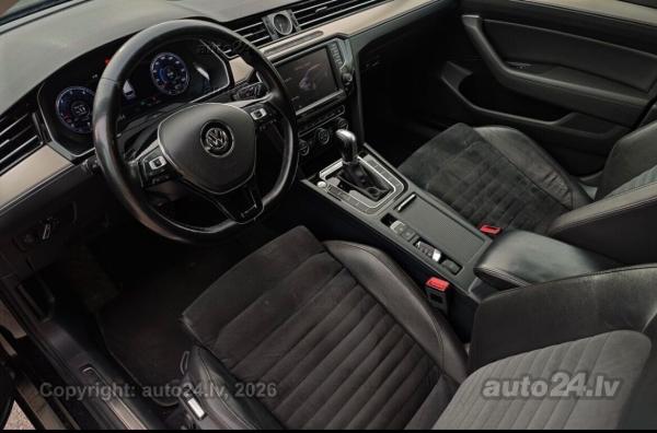 Melns Volkswagen Passat 2015 Hāpsalu, ar dzinēja tilpumu 2.00 L un nobraukumu 387 tūkst. km par 8500 €, foto 6 vietnē AUTOMOTO.COM.LV