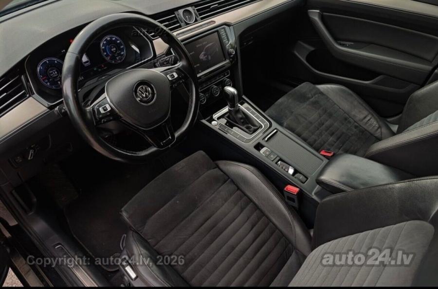 Melns Volkswagen Passat 2015 Hāpsalu, ar dzinēja tilpumu 2.00 L un nobraukumu 387 tūkst. km par 8500 €, foto 7 vietnē AUTOMOTO.COM.LV