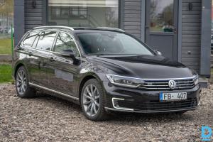 Black Volkswagen Passat 2015 in Liepaja, with an engine capacity of 1.40 L and mileage of 271 thousand km for 16000 €, photo  on AUTOMOTO.COM.LV