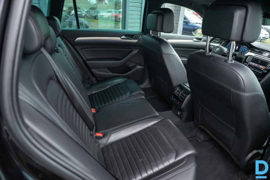 Melns Volkswagen Passat 2015 Liepāja, ar dzinēja tilpumu 1.40 L un nobraukumu 271 tūkst. km par 16000 €, foto 7 vietnē AUTOMOTO.COM.LV
