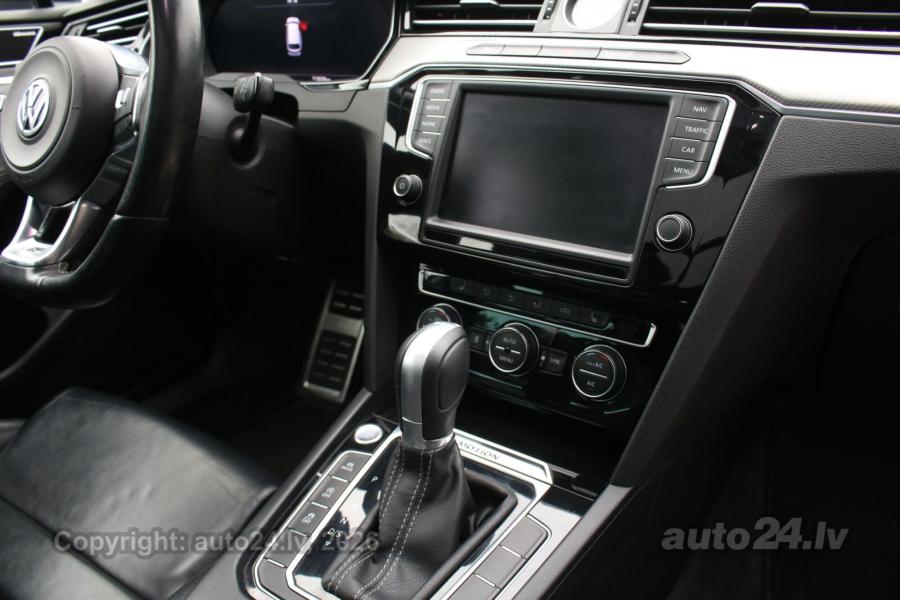 Melns Volkswagen Passat 2015 Tallina, ar dzinēja tilpumu 2.00 L un nobraukumu 210 tūkst. km par 17600 €, foto 15 vietnē AUTOMOTO.COM.LV