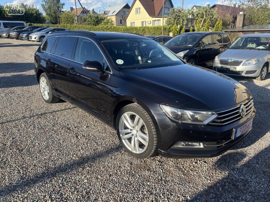 Black Volkswagen Passat 2015 in Jurbarkas, with an engine capacity of 2.00 L and mileage of 312 thousand km for 7850 €, photo 6 on AUTOMOTO.COM.LV