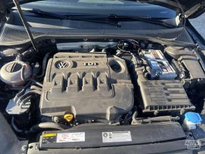 Black Volkswagen Passat 2015 in Jurbarkas, with an engine capacity of 2.00 L and mileage of 312 thousand km for 7850 €, photo 15 on AUTOMOTO.COM.LV