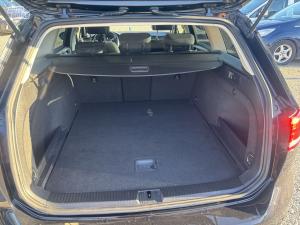 Black Volkswagen Passat 2015 in Jurbarkas, with an engine capacity of 2.00 L and mileage of 312 thousand km for 7850 €, photo 20 on AUTOMOTO.COM.LV