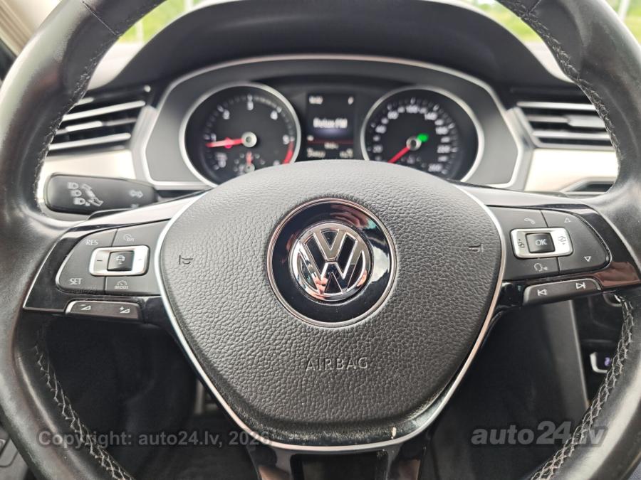 Melns Volkswagen Passat 2015 Tartu, ar dzinēja tilpumu 2.00 L un nobraukumu 295 tūkst. km par 10399 €, foto 27 vietnē AUTOMOTO.COM.LV